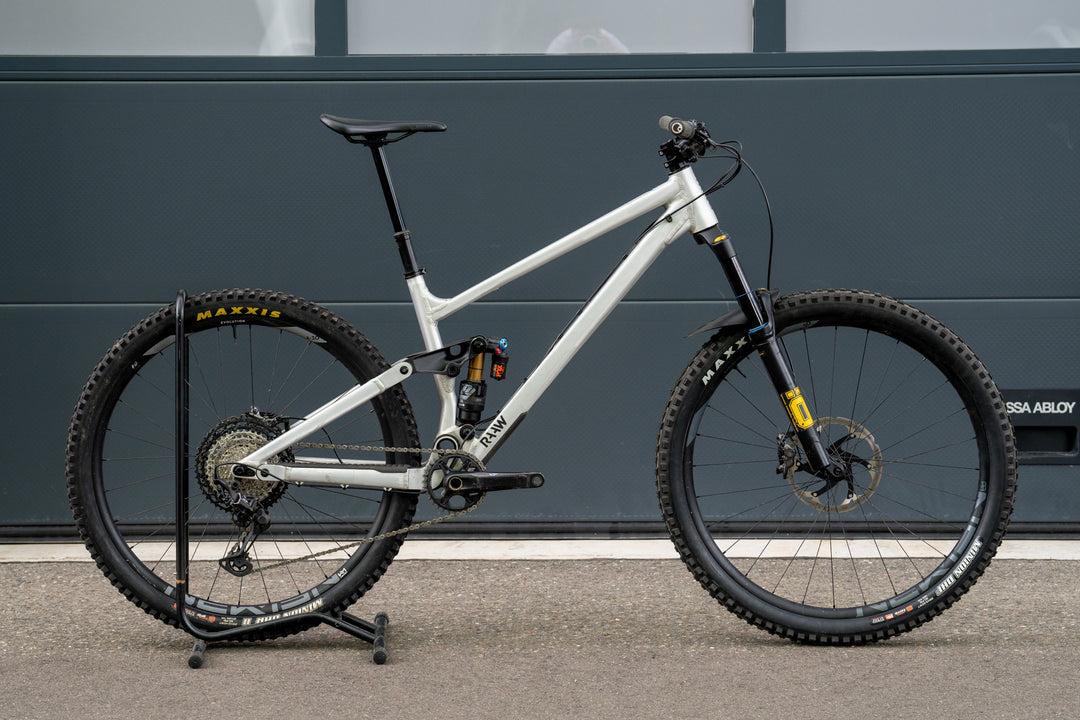 Outlet – RAAW Mountain Bikes